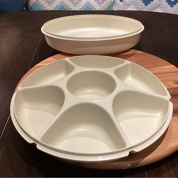 Tupperware | Dining | Tupperware Serving Tray Vegetable Dip Dish ...